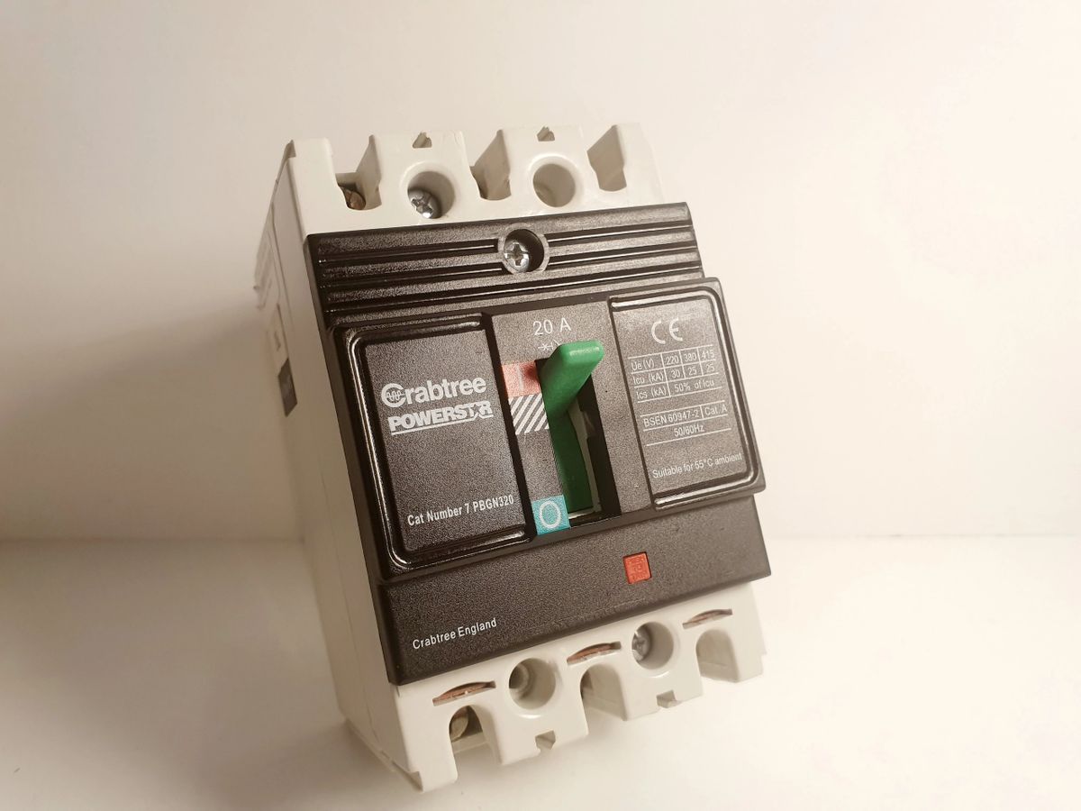 Crabtree Powerstar 20a 3 pole mccb, 7PBGN320