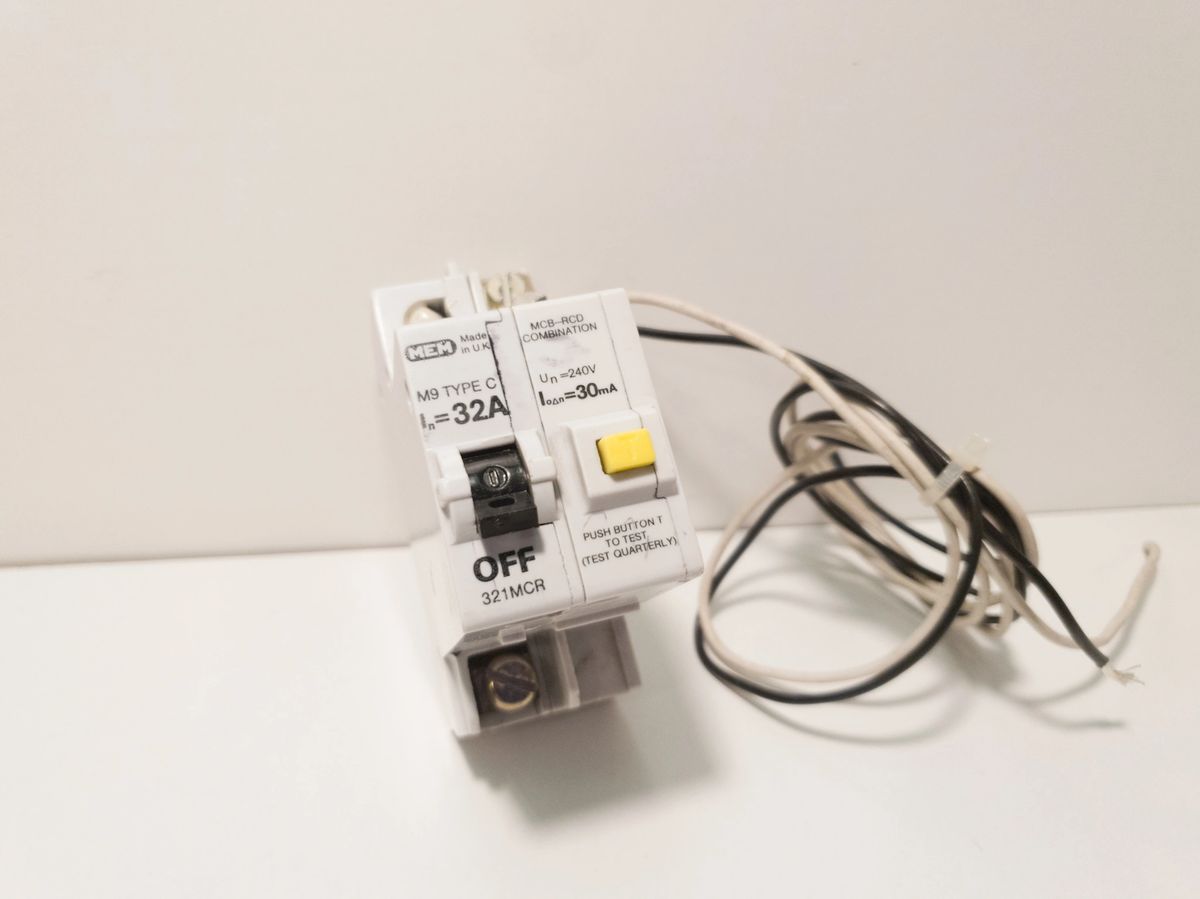 MEM 321MCR Memshield 1, 32a 30mA type C RCBO, mcb-rcd circuit breaker ...