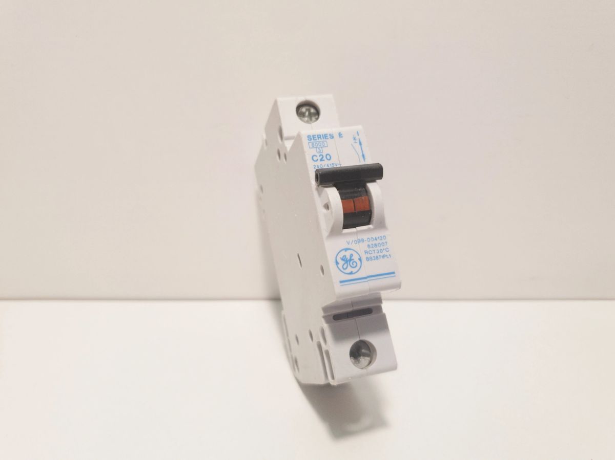 GE Series E 20A sp type C MCB, circuit breaker, C20, 628007, 6ka