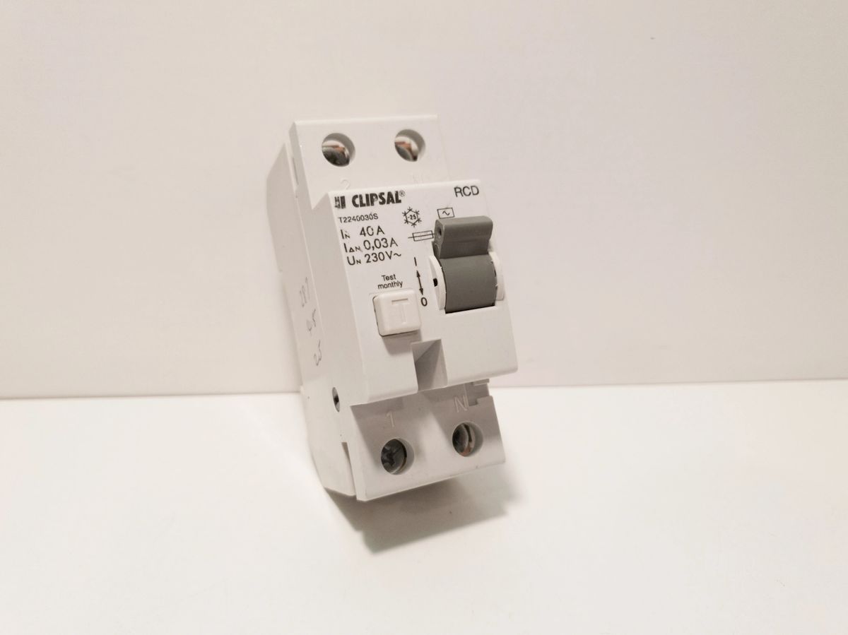 CLIPSAL T2240030S, 40A 30mA, 2 pole RCD circuit breaker