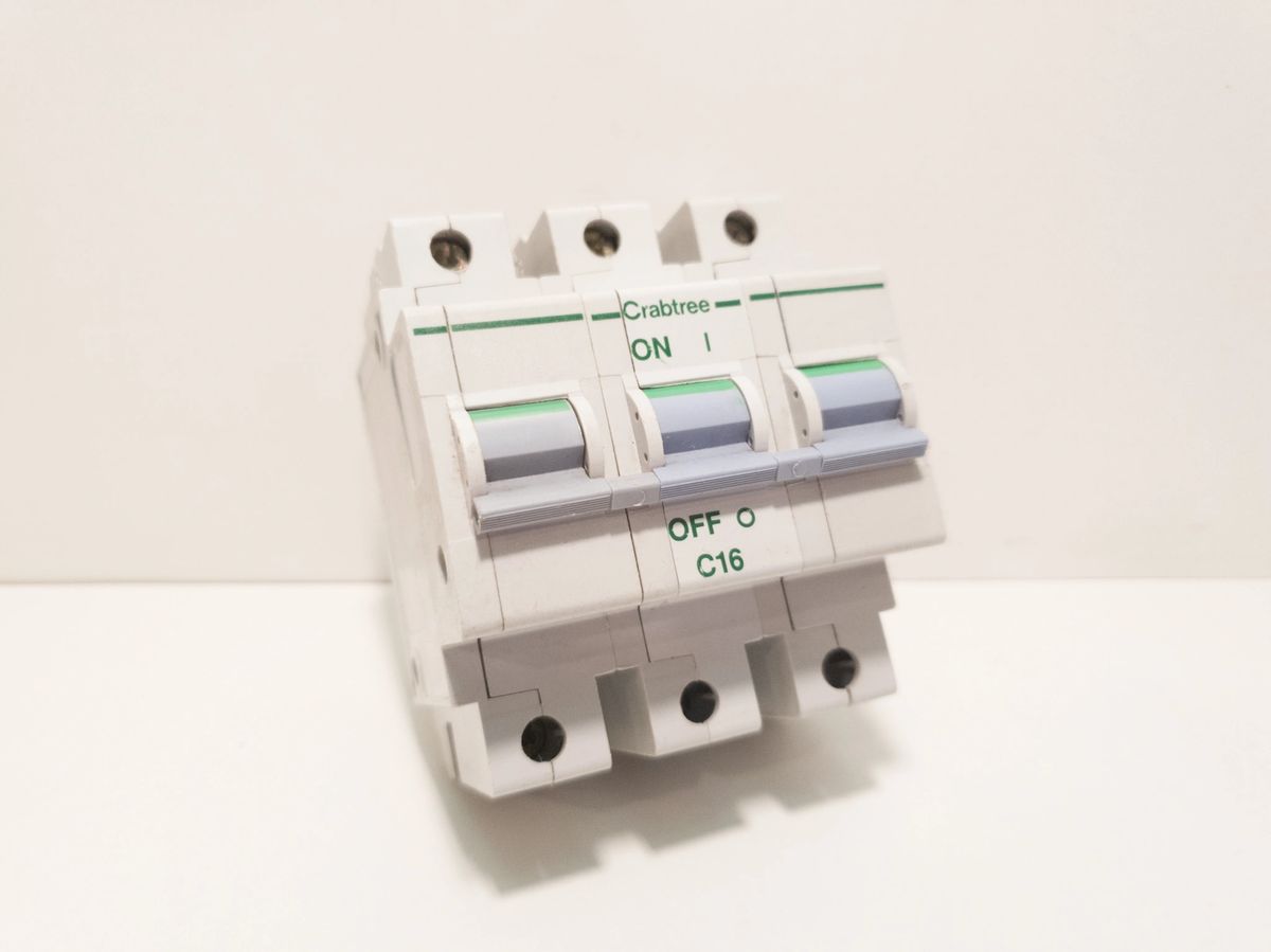 Crabtree Polestar 16a type C, 3 pole mcb, circuit breaker, 63C/16 16KA