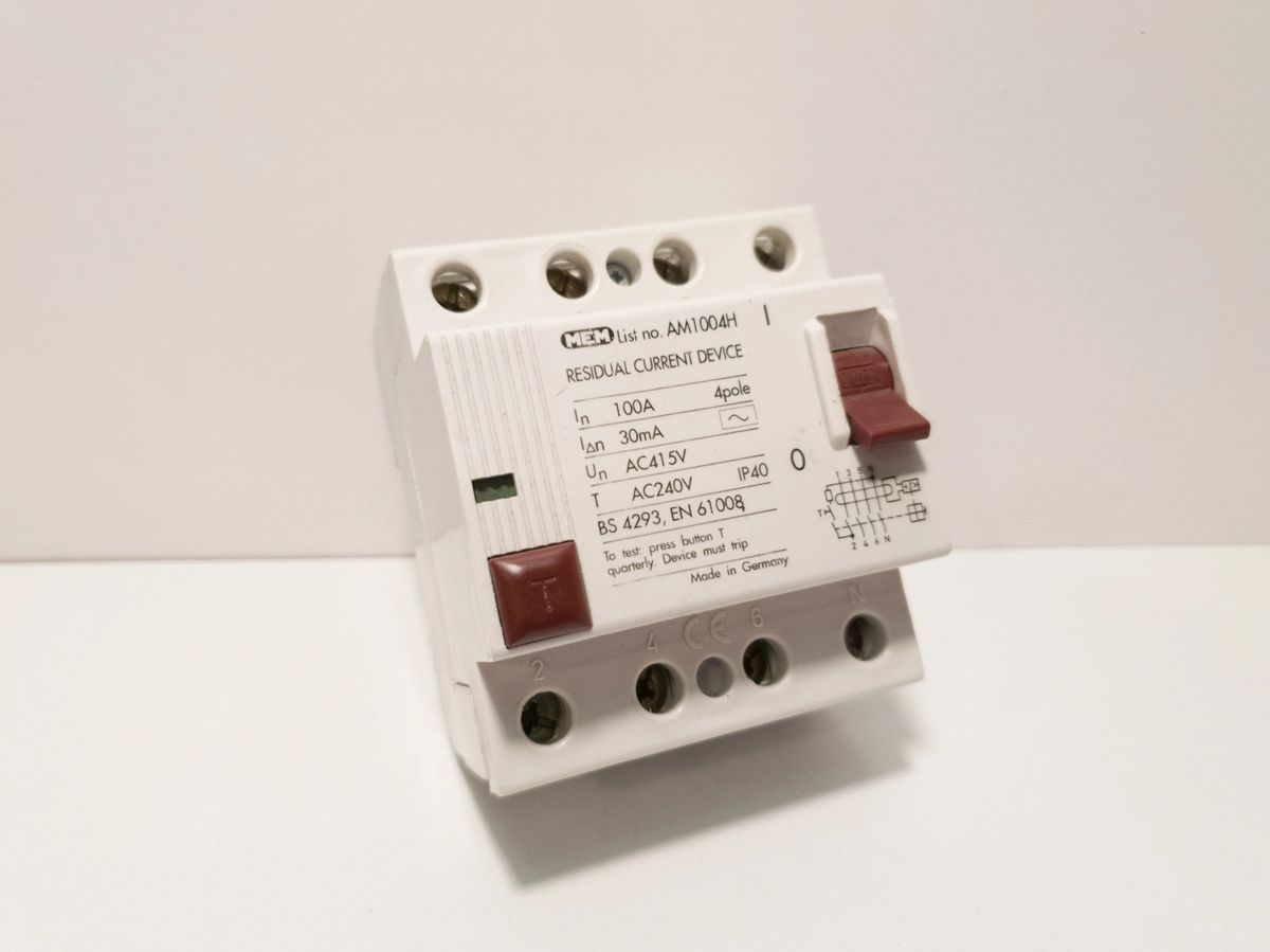 MEM AM100H4H 100A 30mA, 3 phase, 4 pole RCD, circuit breaker