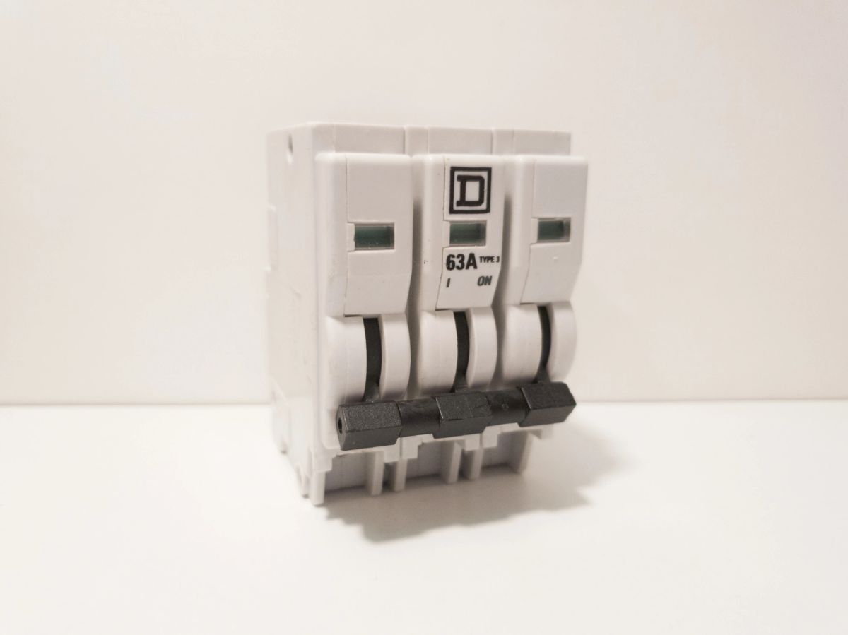 Square D, QOE 63A Type 3, 3 pole MCB, circuit breaker M9, BS3871, QO363E39
