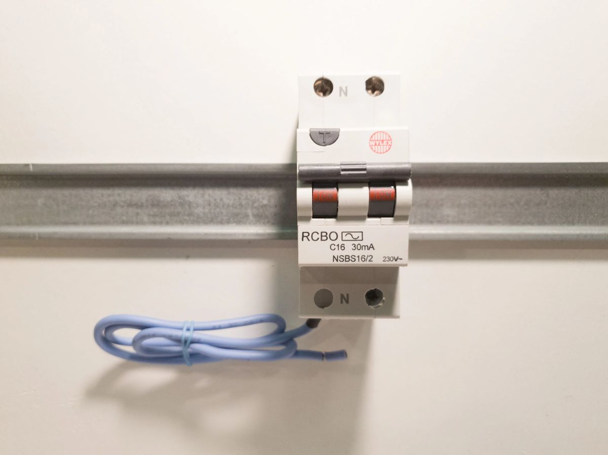 WYLEX NSBS 16A 30mA 2 pole type C, RCBO, NSBS16/2 NEW