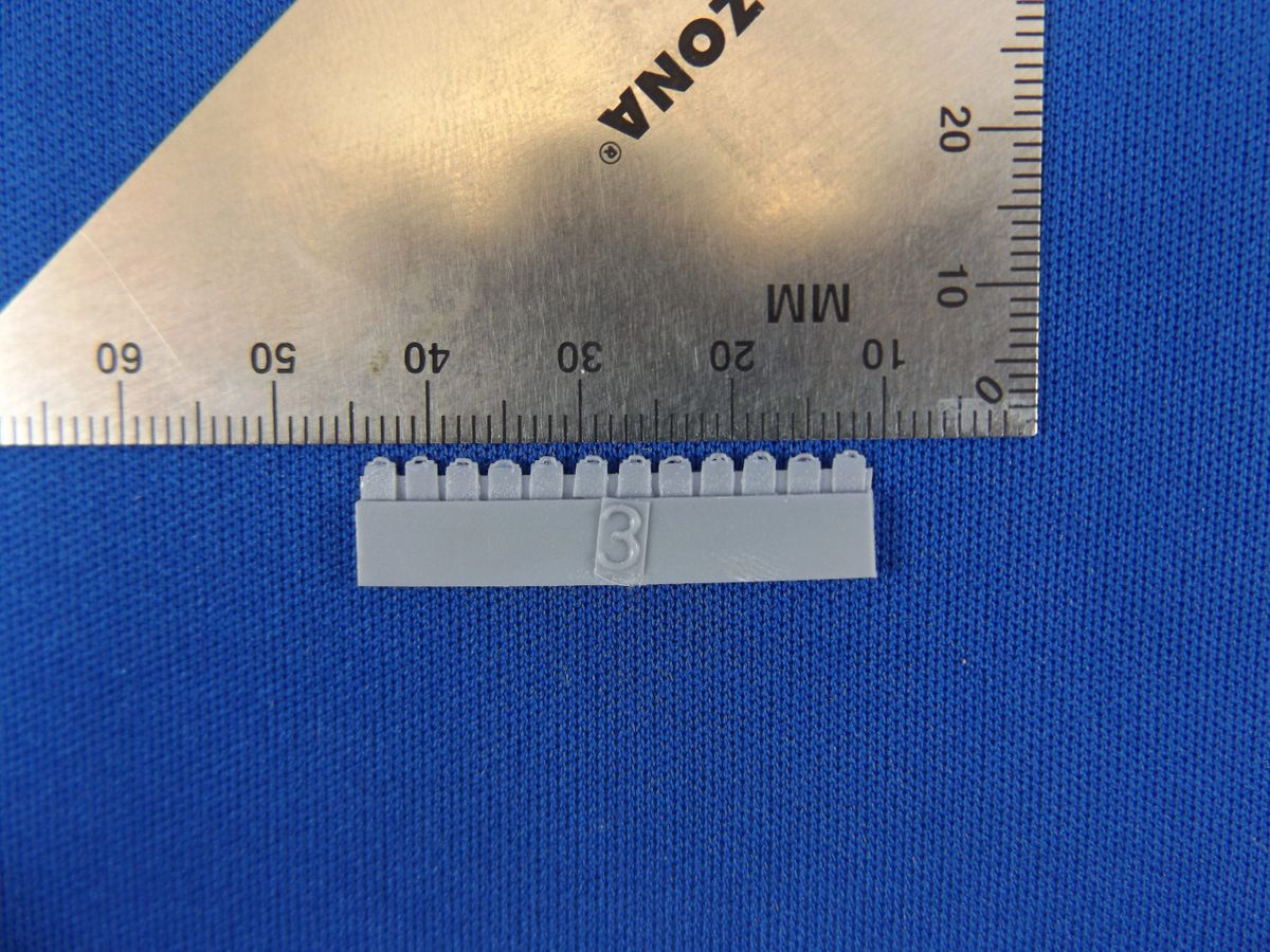 1317 -- U.S. Footman Loops Type 3 (Small w/Feet)