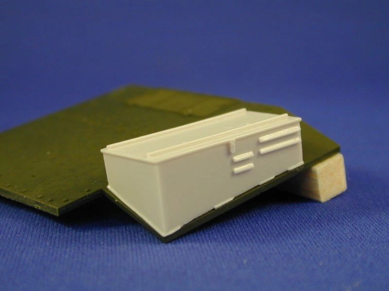 1061 -- M7 Rear Deck Storage Boxes (Final)