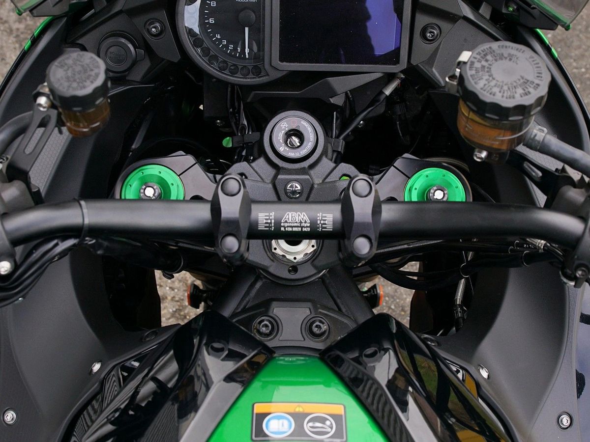 ABM Handlebar Riser Kit: (Kawasaki Ninja H2 SX SE 2018-2023)