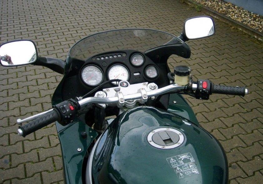 TRIUMPH HANDLEBAR RISER KITS