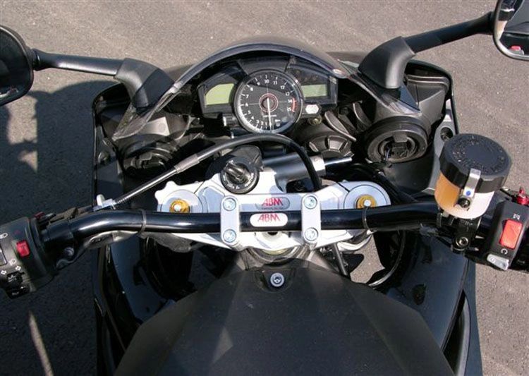 ABM Handlebar Riser Kit: (Yamaha R1 2007-2008)