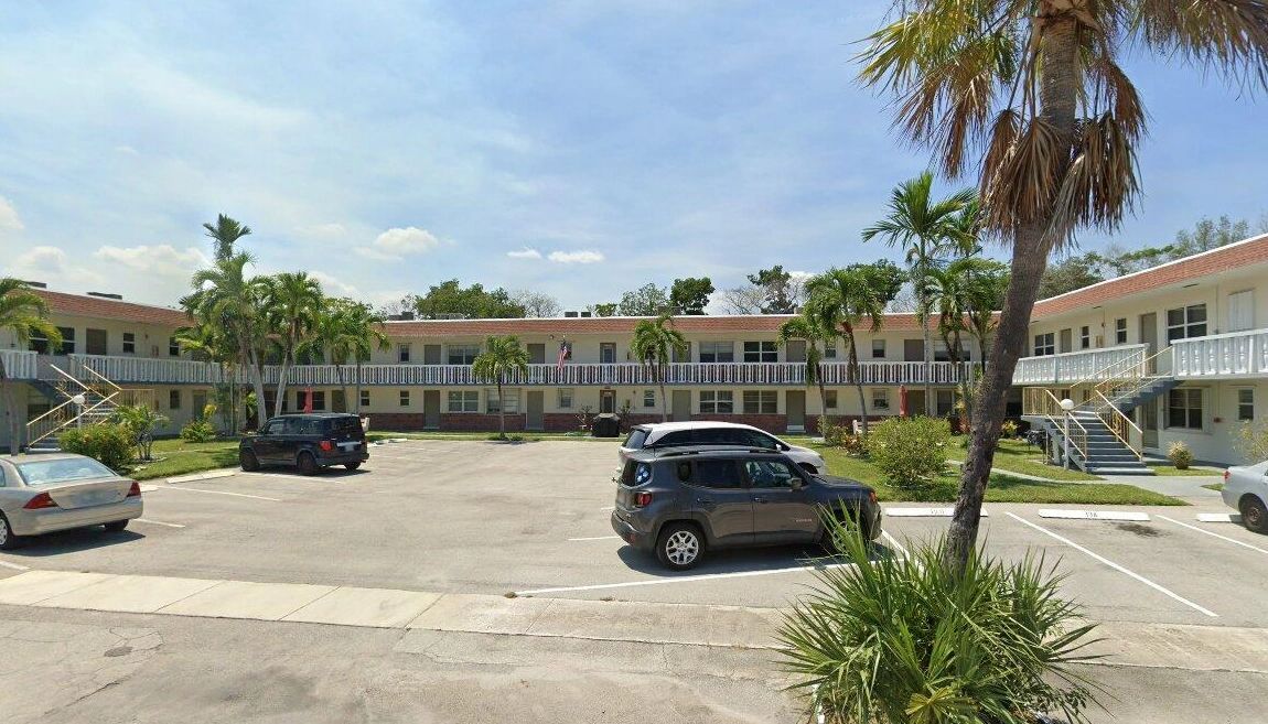 Crystal Court Manor