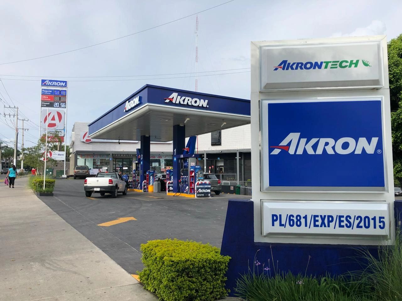 En Gdl: Akron abre su segunda gasolinera.