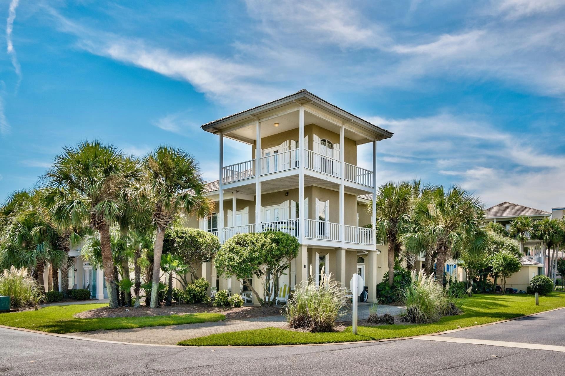 Beach Vacation Home - Latitude Adjustment, Miramar Beach home, sleeps 12