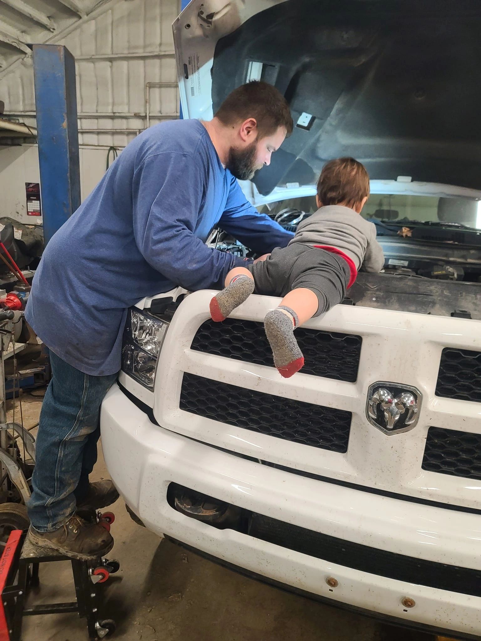 Diesel Heavy-Duty Truck Repair | Diesel Creek Repair LLC