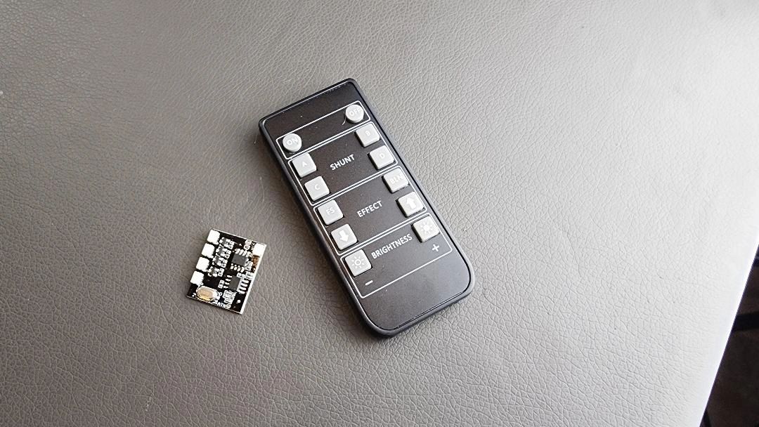Remote Control Lighting Module with .8mm plug