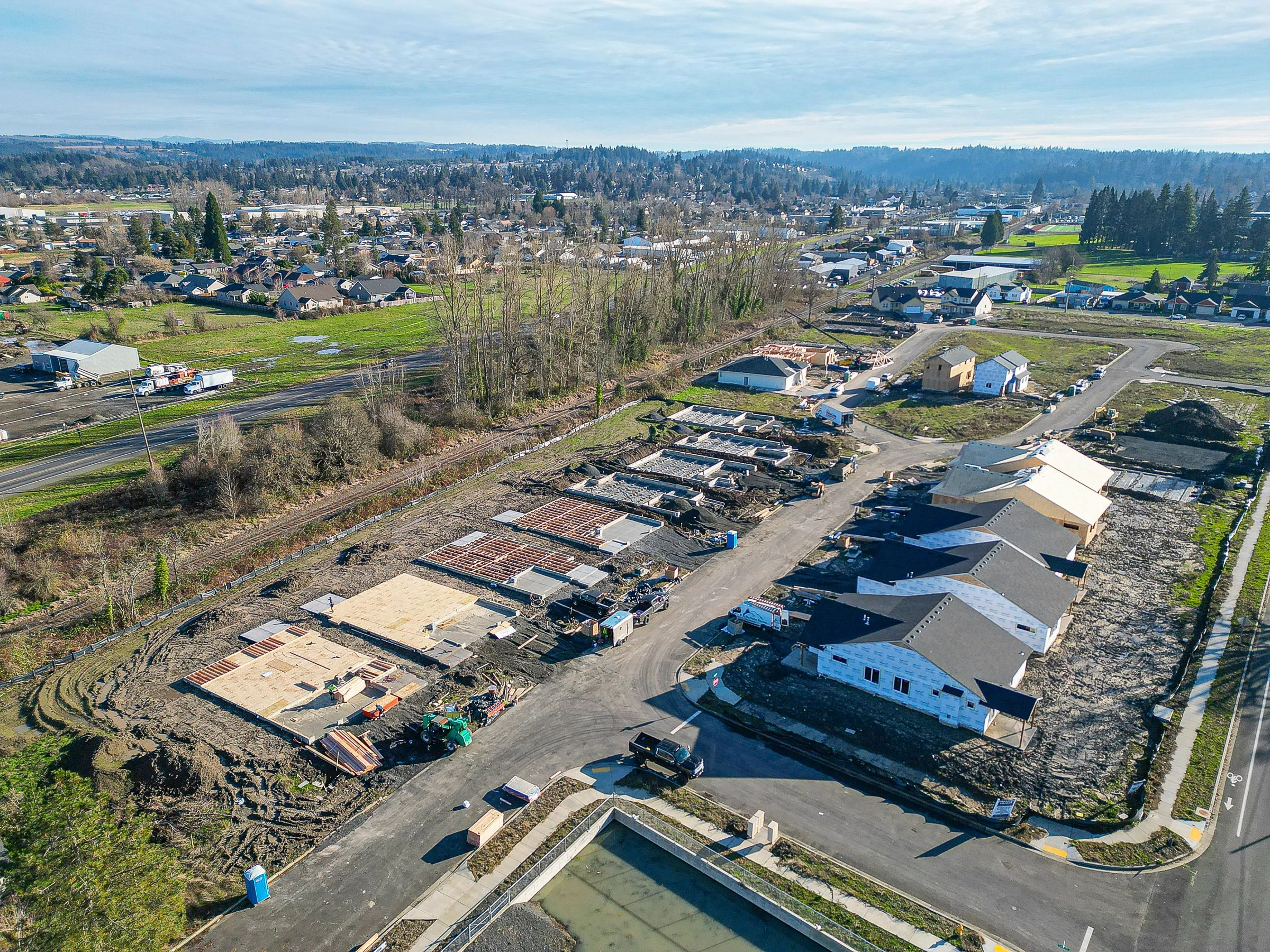 Paradise Village Silverton