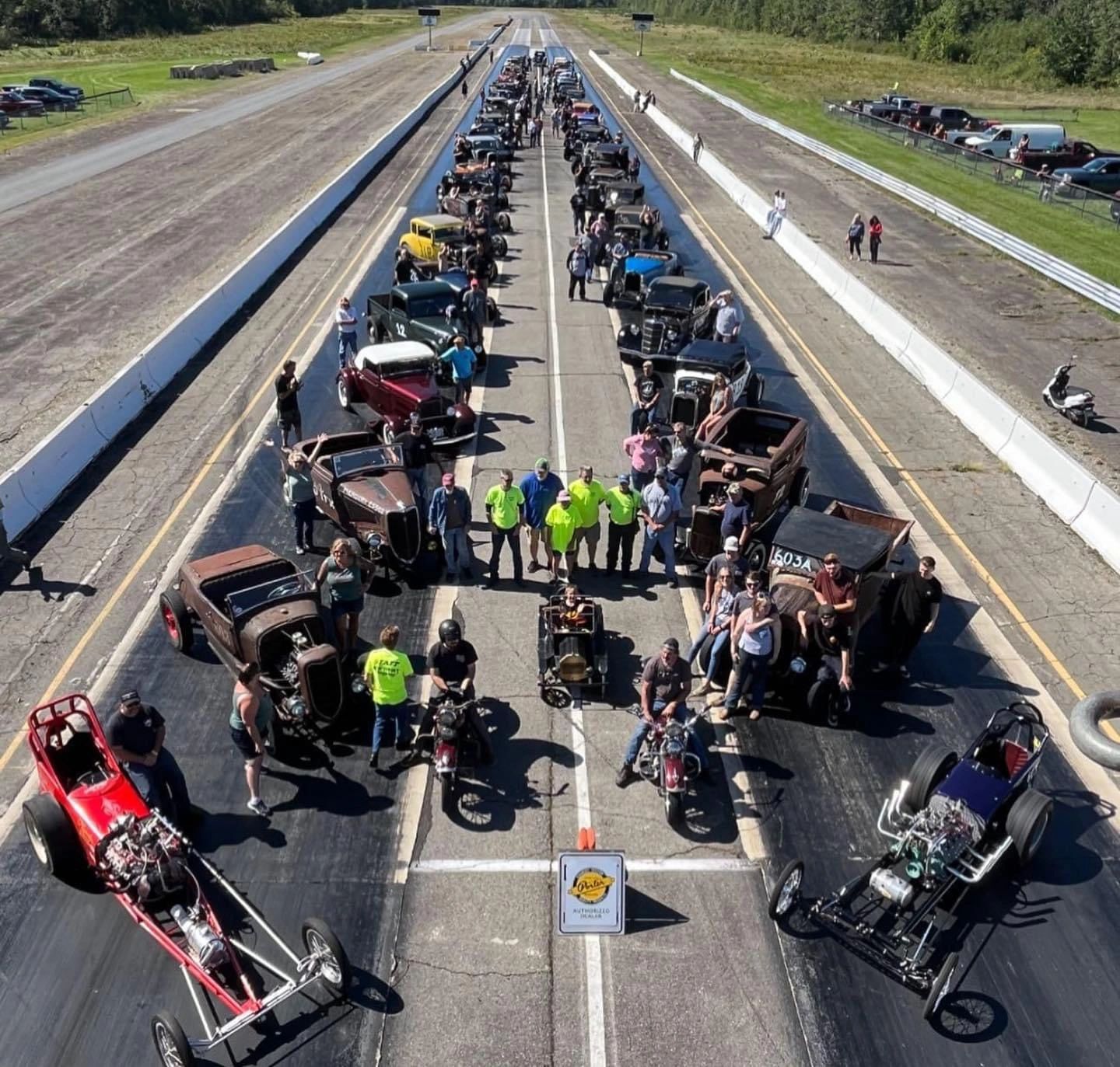 PineTreeJamboree 1/2 Fast Hot Rod Race