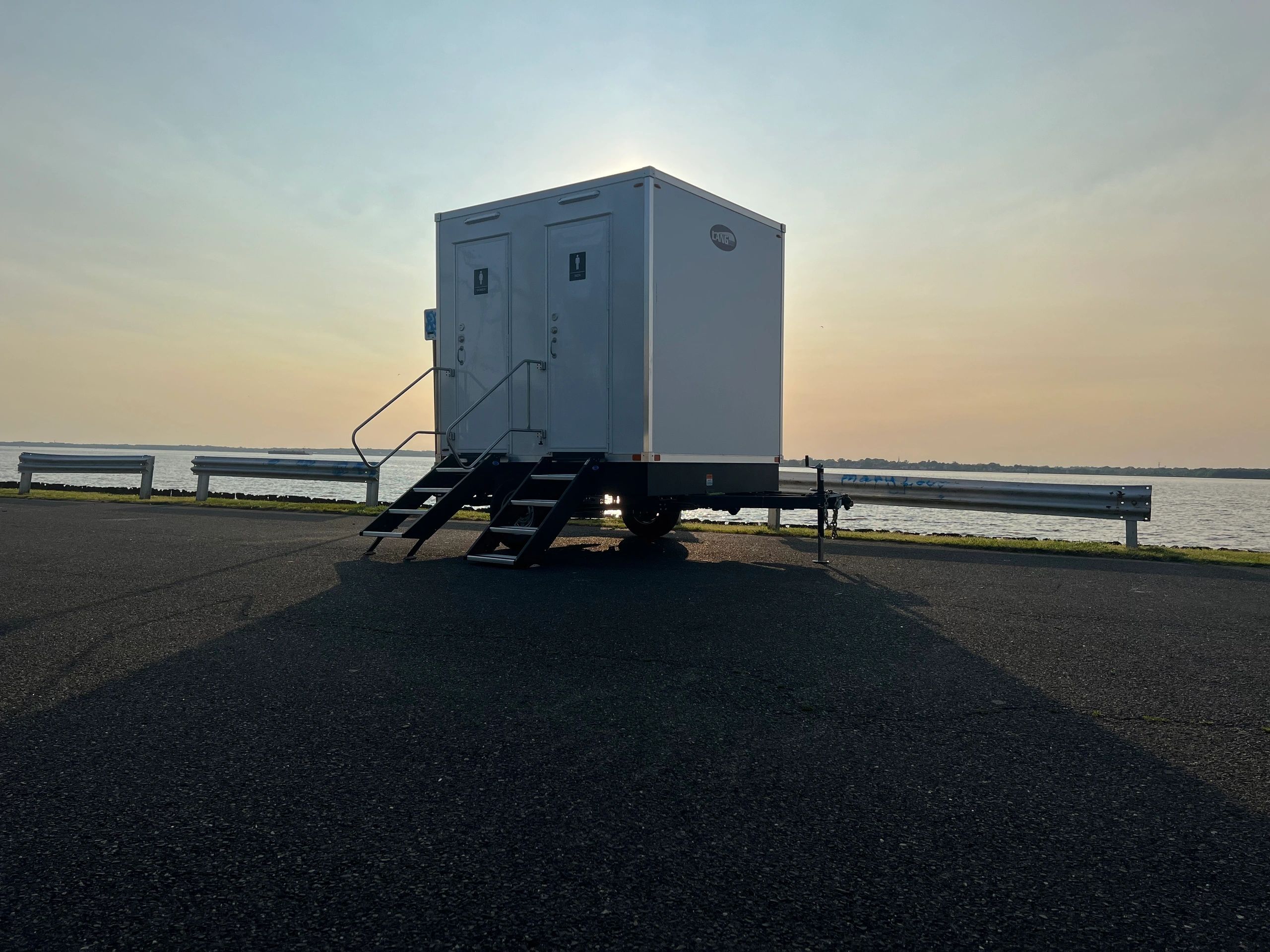 Rent Luxury Restrooms for Your Event | VIP Flush LLC