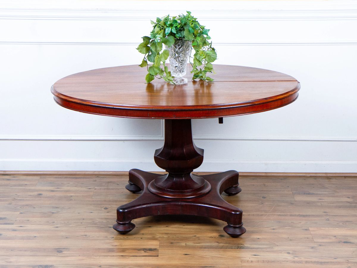 Antique English 19th century Early Victorian Mahogany Oval Parlor Table ...