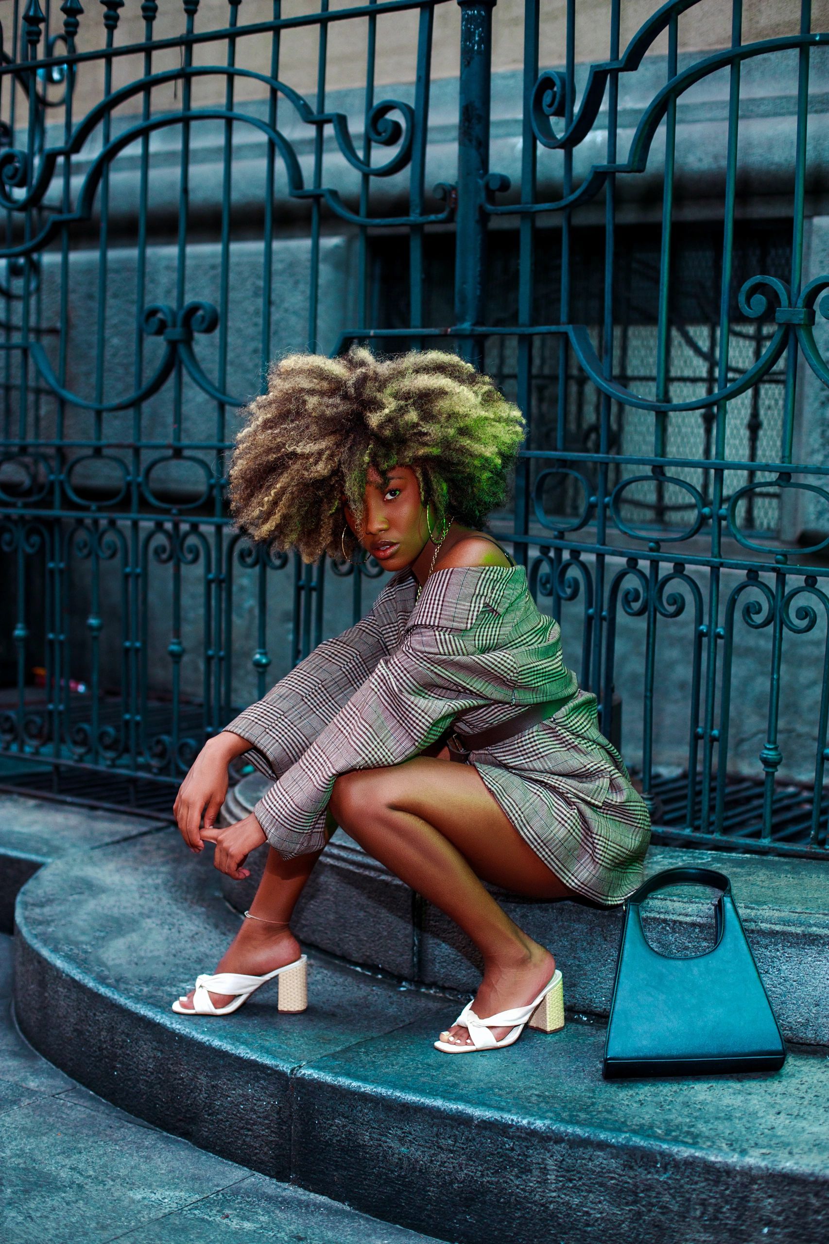 Histrionic Personality Disorder: Signs, Symptoms and Treatment