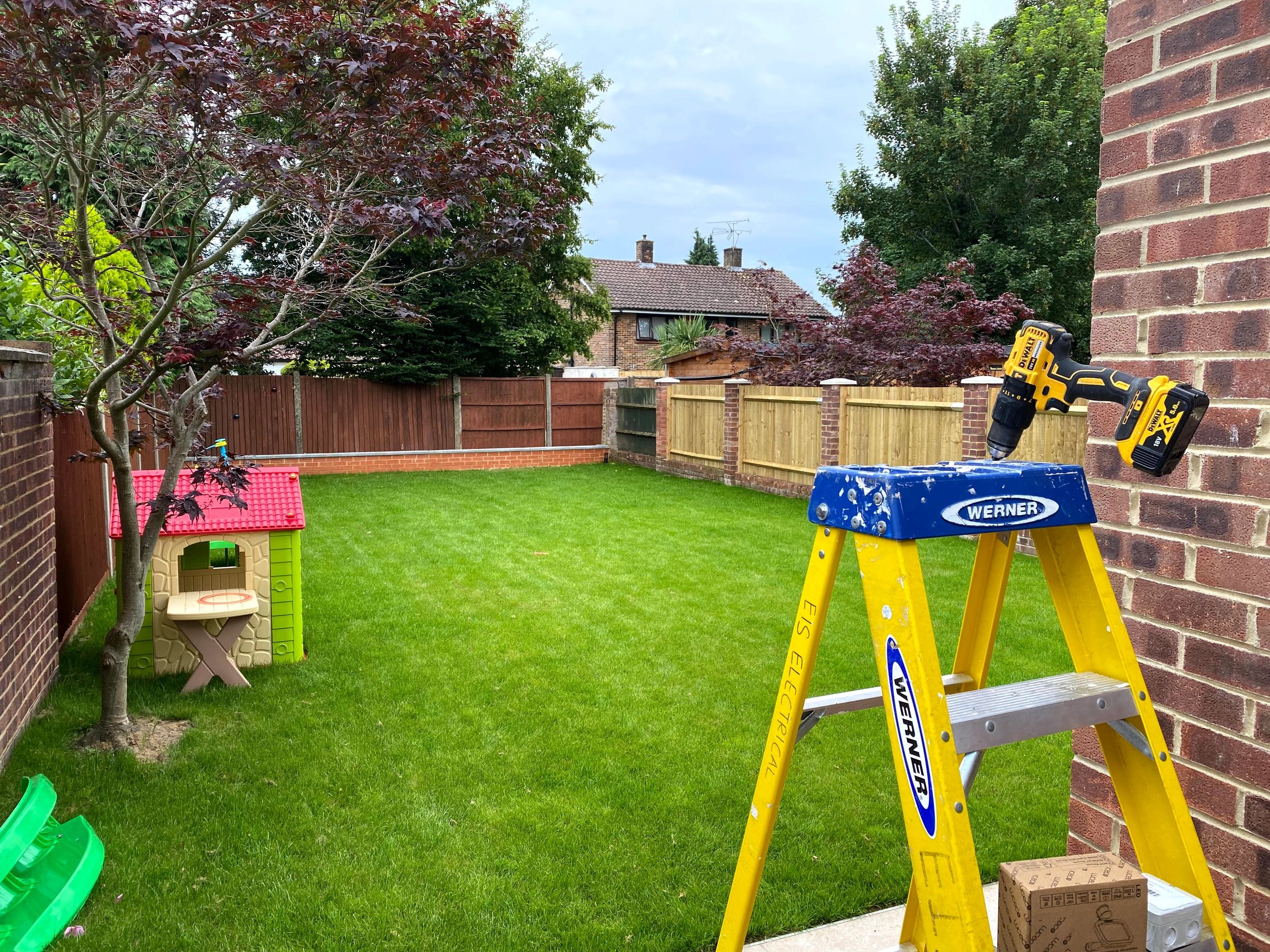 eis-electrical.co.uk