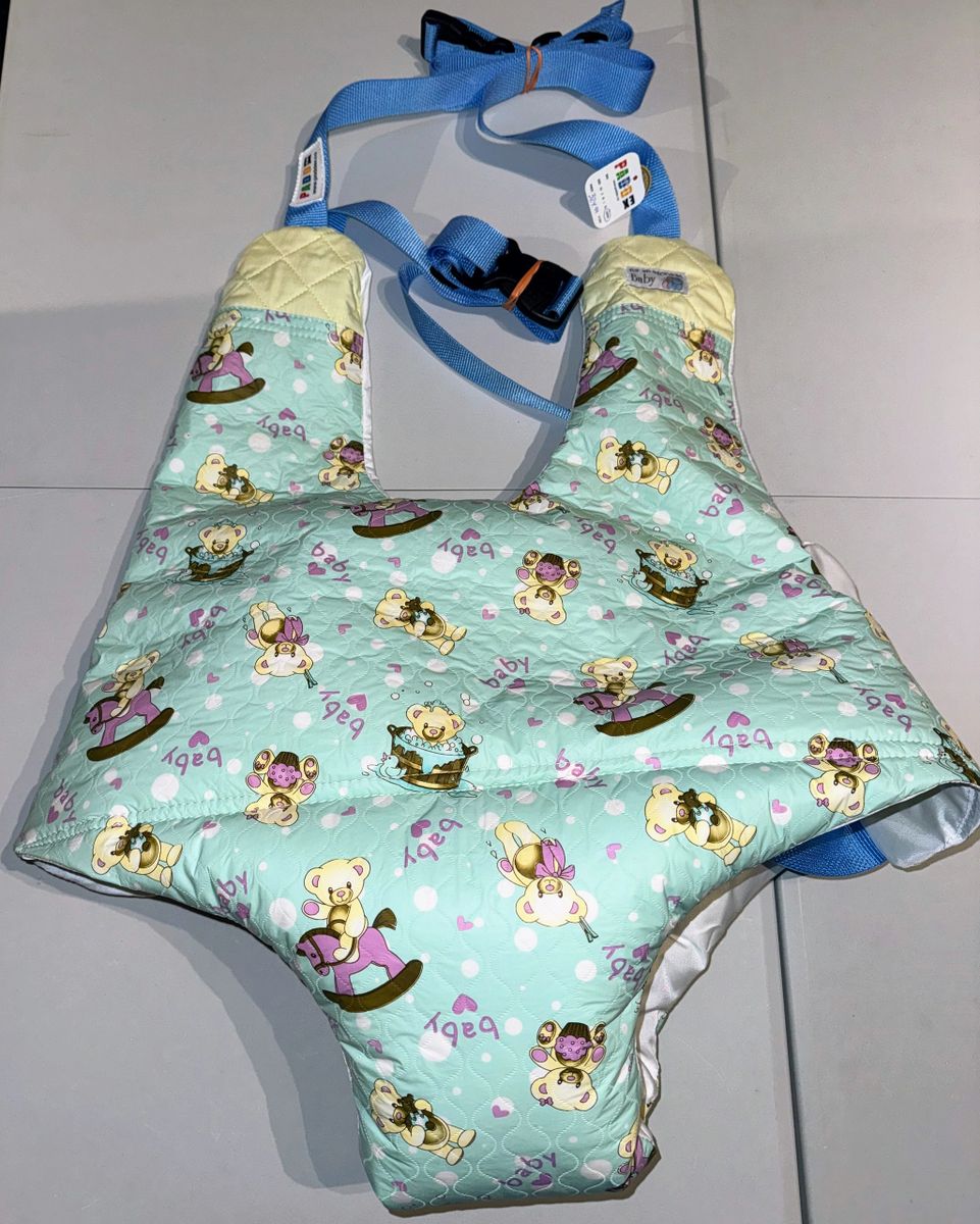 Green bear chair harness