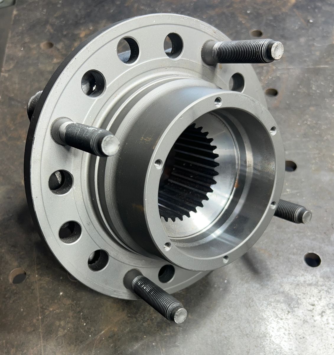 Ford Super duty Dana 60 Unit bearing 2005+ Dual lug pattern.