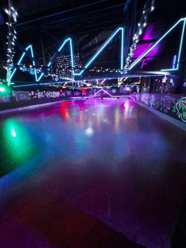 Enjoy Family Fun at The Fun House Roller Skating Rink @earniescolne