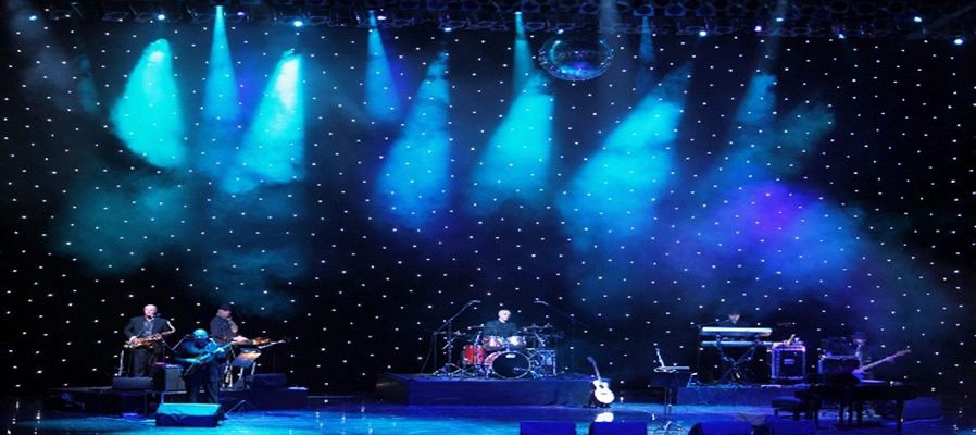 STAR CLOTHS UK - Star Cloth Backdrop, Theatre Curtains and Pipe and ...