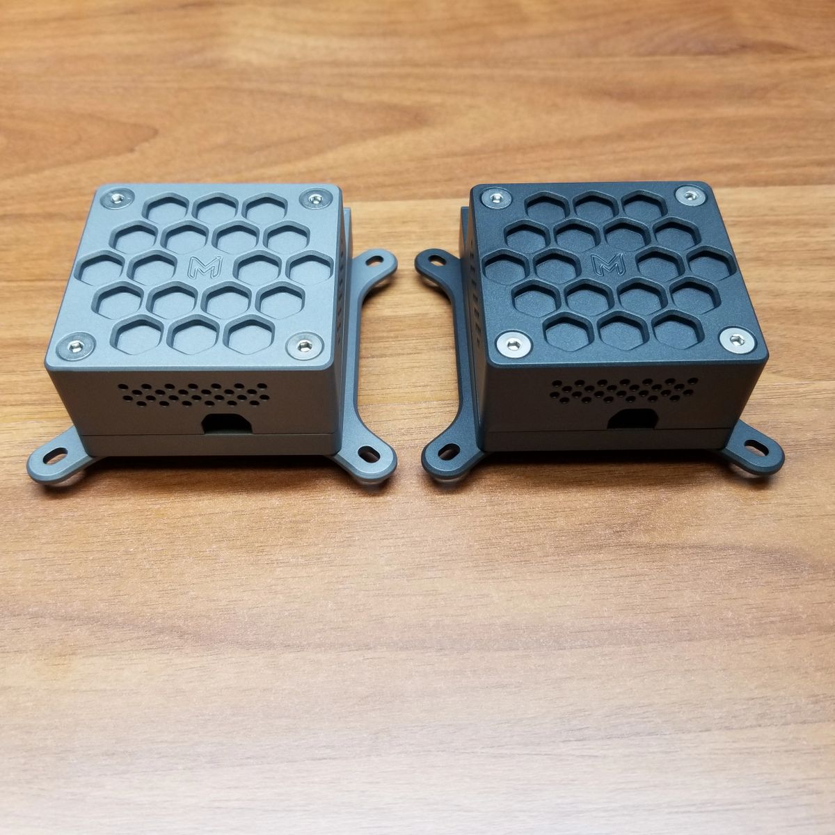 Modultra LOBO CPU water block + Emitter heatsink