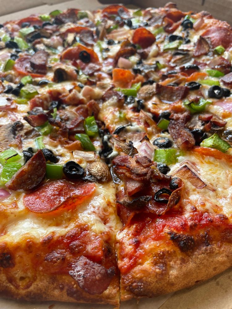 MC's Pizza - Pizza,subs,, Pizza Delivery, Pizza, Burgers