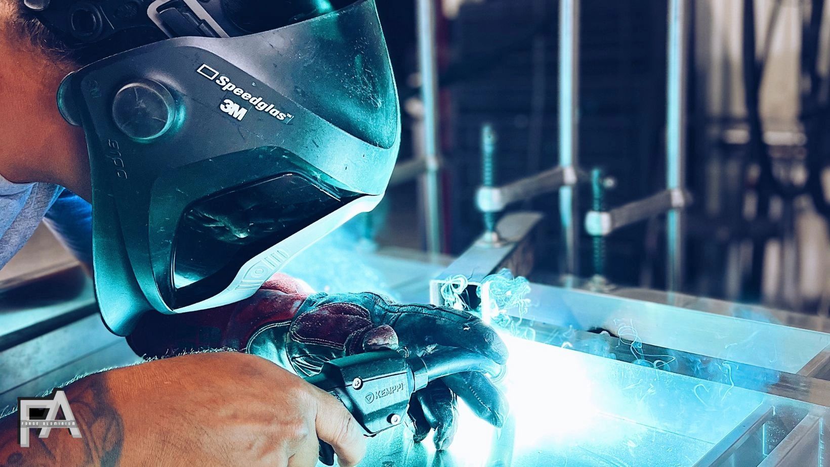 Aluminium Trays & Canopies - Forge Aluminium