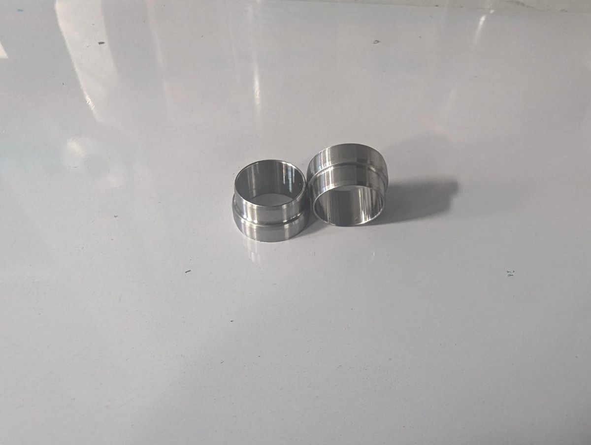 Step dowel