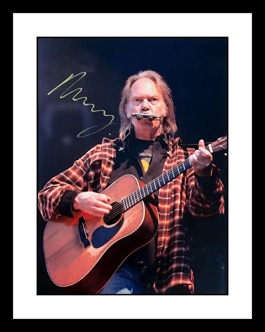 Neil Young - Music Legend - Genuine Hand Signed Autograph + COA