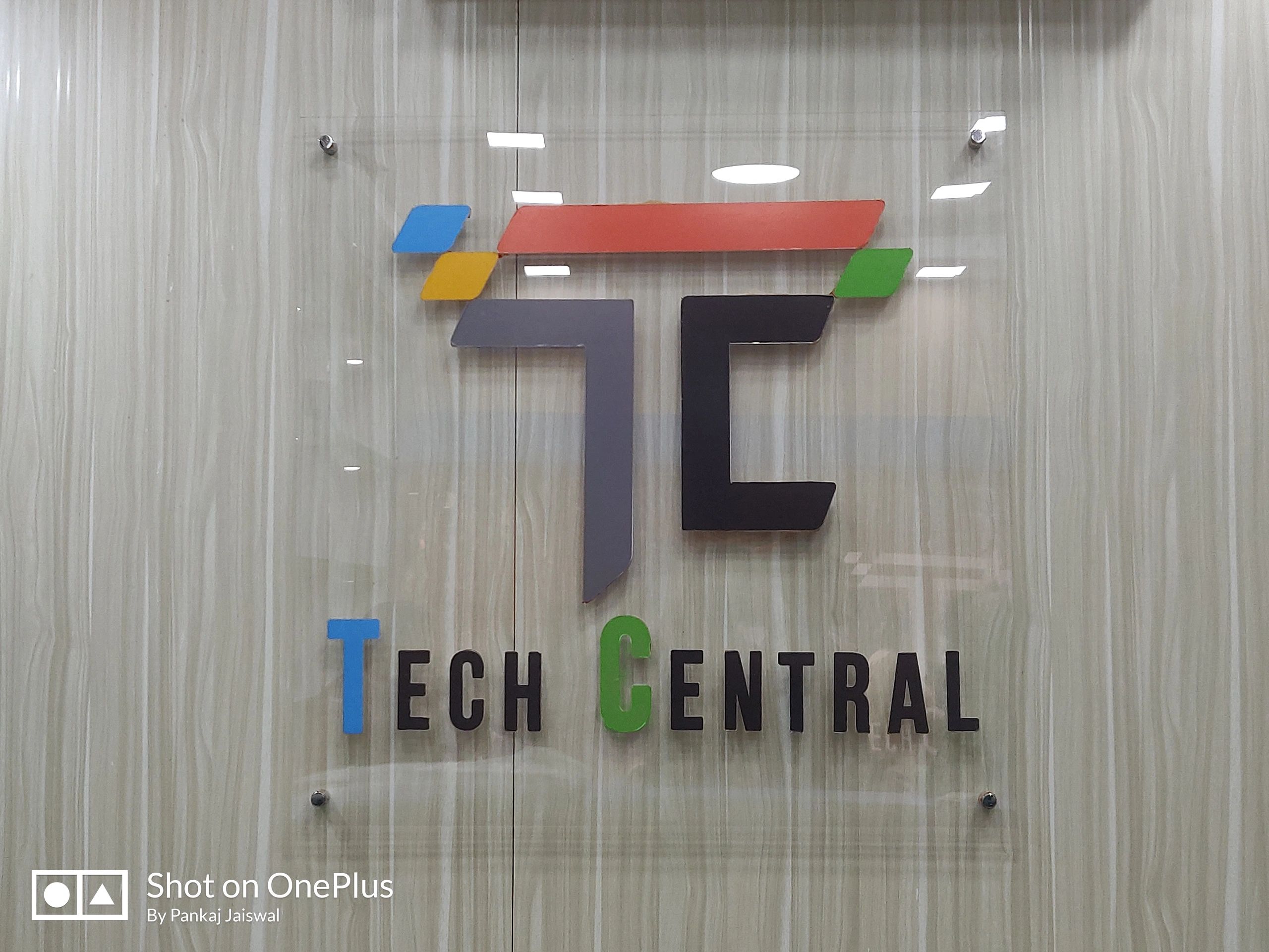 BOOKING | Tech Central