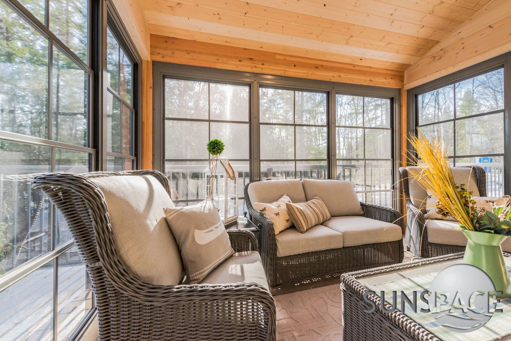 10 Benefits of Installing Sunroom Screen Windows in Your Home