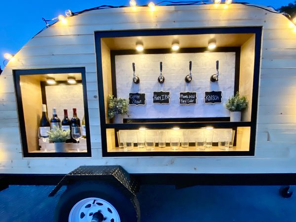 Horse Trailer Mobile Bars, Mobile Bars, Campfire Trailers