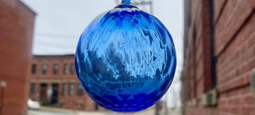 Glass Roots Canada - Blown Glass, Glassblowing Class