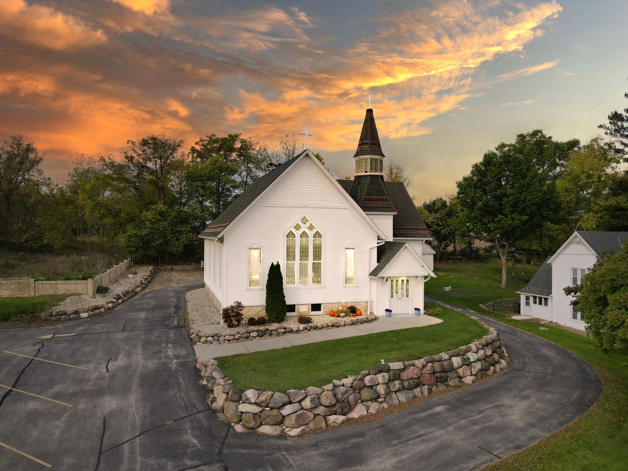 Wedding chapels in wisconsin 60 photos - Astyledwedding.com