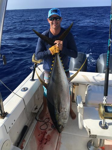 Bora Bora Fishing Charters | Hunt for Big Marlin