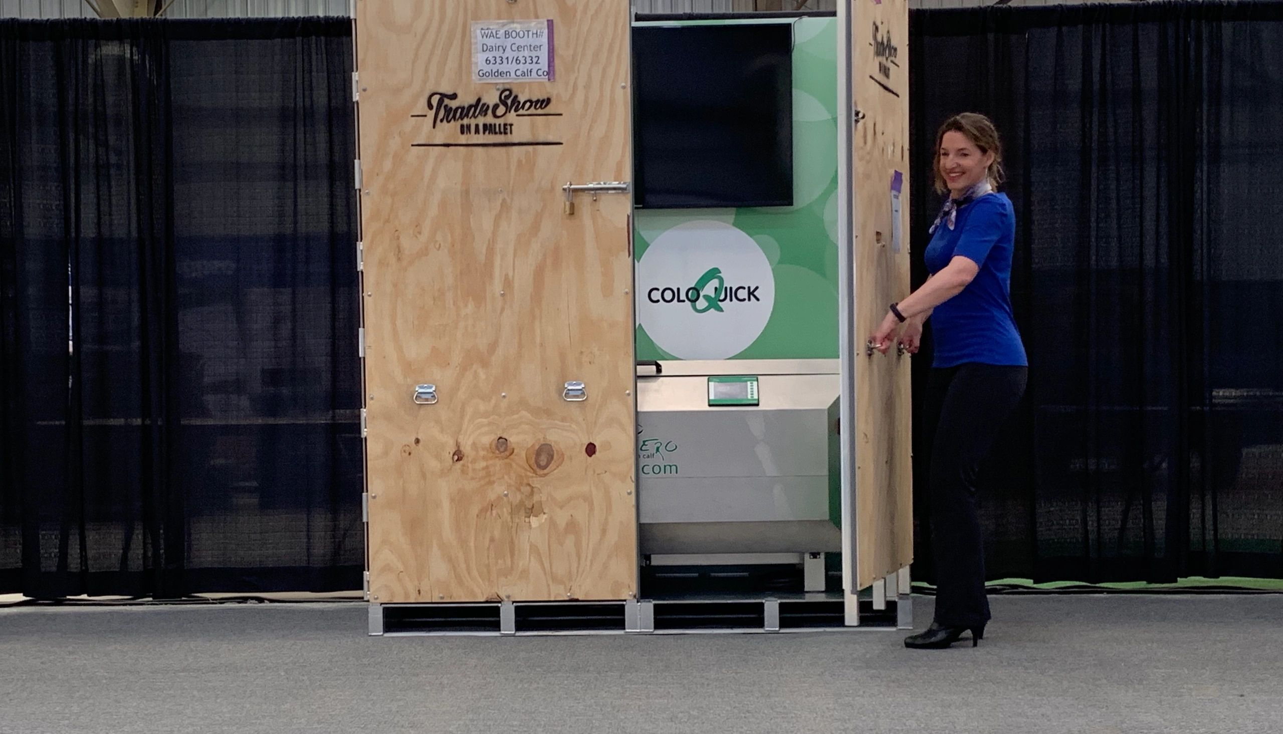 Tradeshow on a Pallet - Trade Show Display, Exhibit Booth