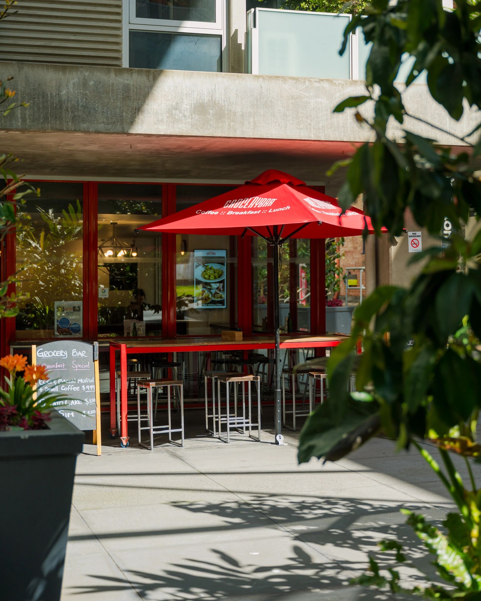 The Grocery Bar - Quality Food & Great Service