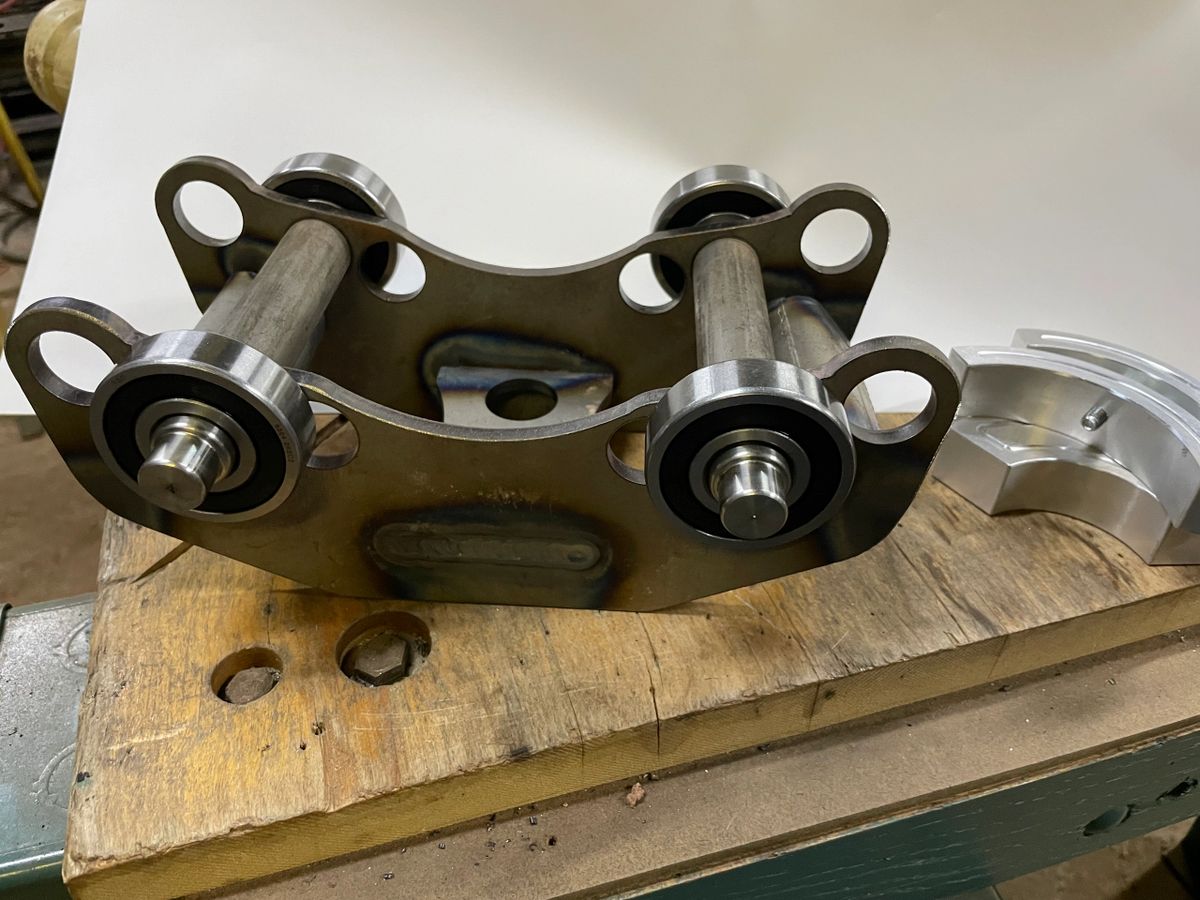 roller head - carbon frame for sumner v heads