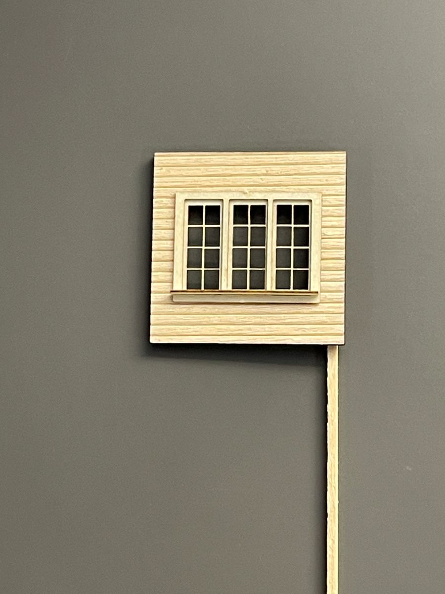 Triple window 4 over 4 with exterior ledge