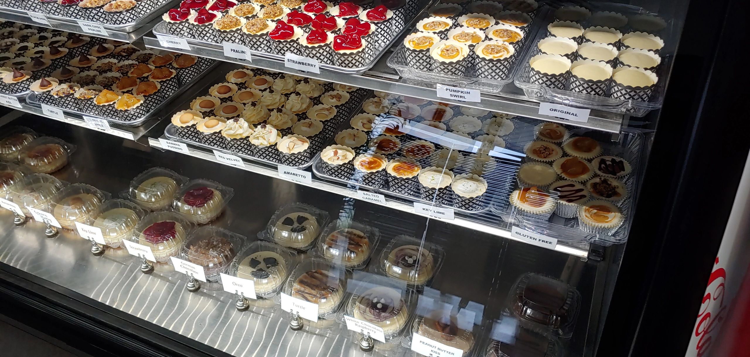 Chrisoula's Cheesecake Shoppe - Cheesecake, Dessert