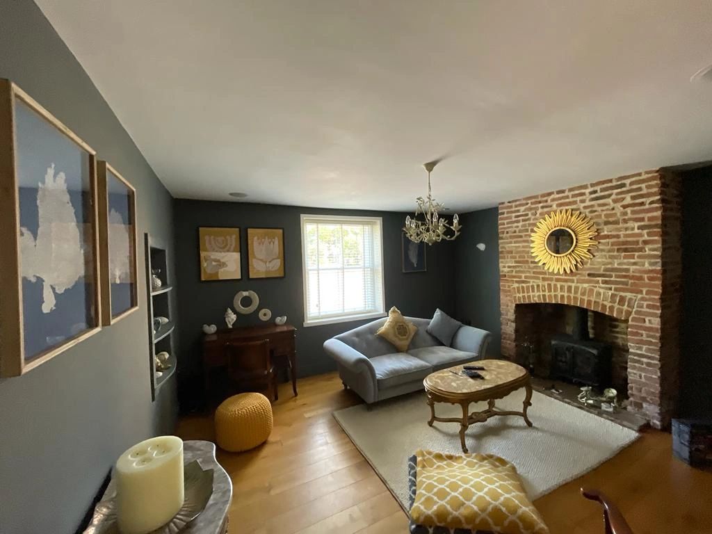 Professional Painting and Decorating Services