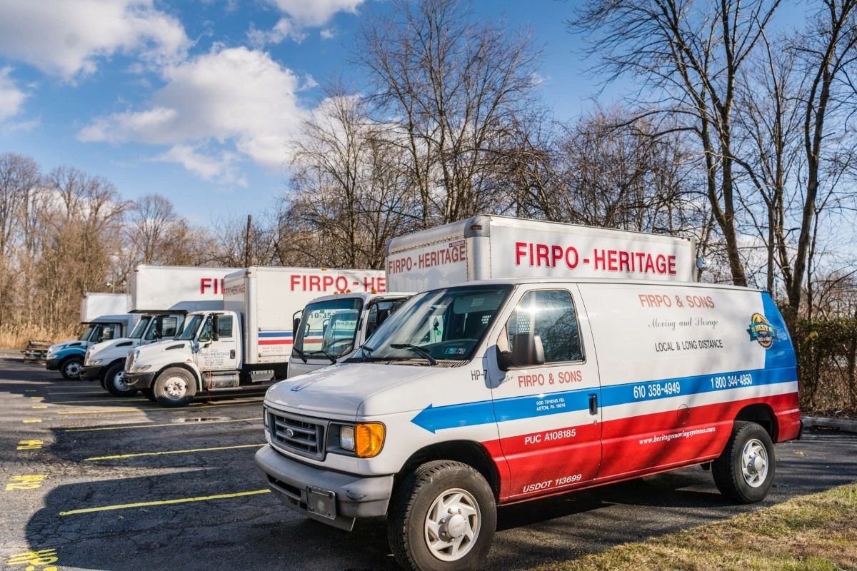 Choosing the right moving company. Local and long distance movers