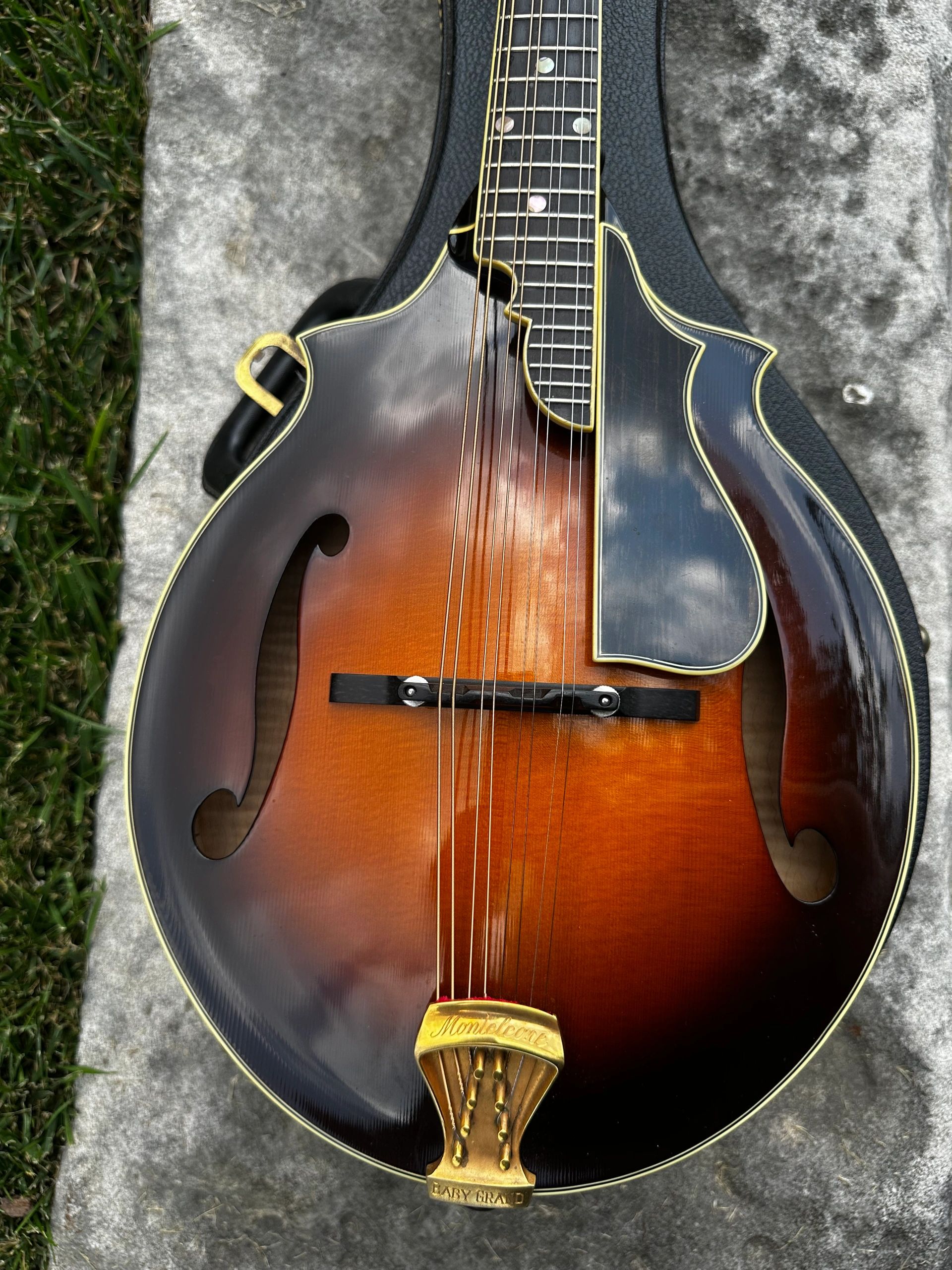 #125 Baby Grand Mandolin (1986)