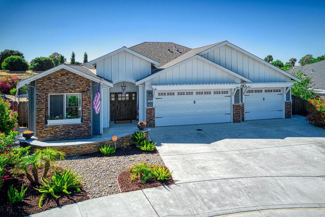 Residential & Commercial Real Estate Services | Tierra Real Estate