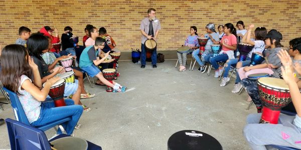 Drumming Around - Group Drumming, Team Building, Drum Circle