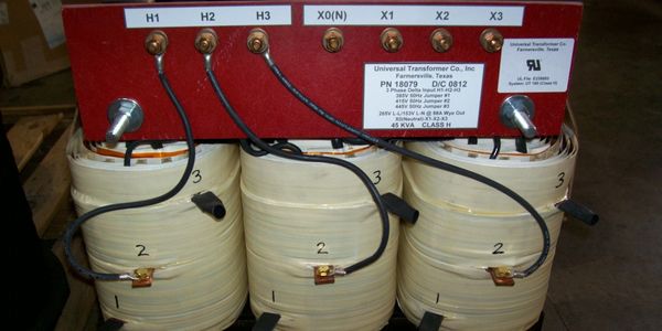 Custom Transformers | Universal Transformer Company